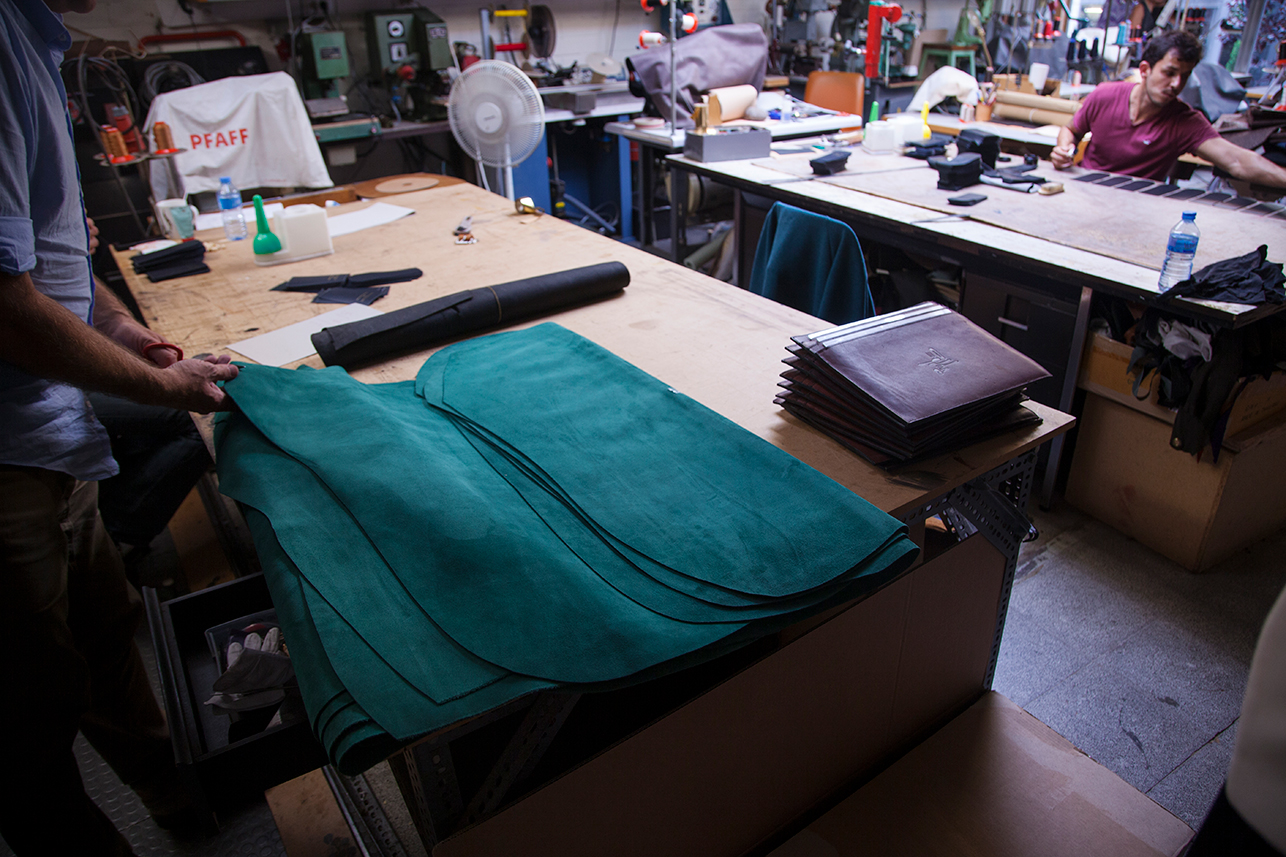 Leather Atelier 'Reyne Leder ' in Gent - Puredistance